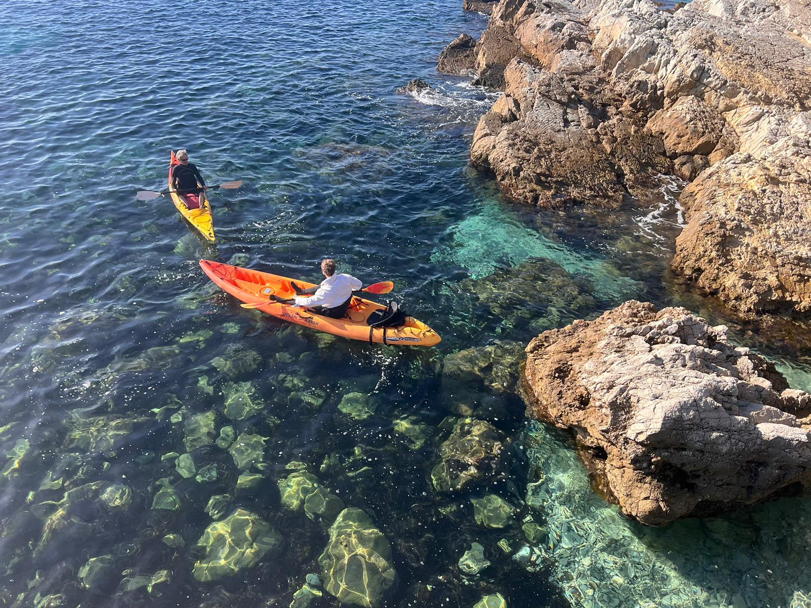 Kayak de mer au Cap d'Antibes, une demi-journée inoubliable.